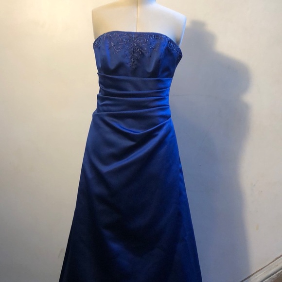 David's Bridal | Dresses | Davids Bridal Satin Ball Gown With Side ...
